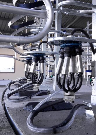 rotary-milking-cluster - Read Industrial - Servicing New Zealand's ...